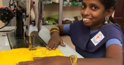 Rageswari is super blij met haar eerste baan - Kinderen in India